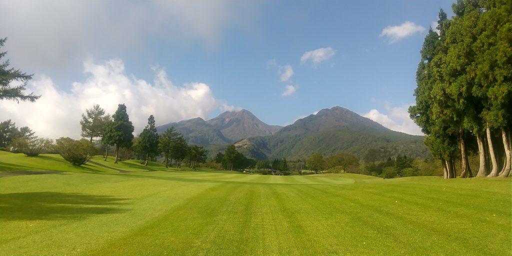 Summer in Myoko ┃Golf, Hiking & Guided Experiences ┃Himitsu House ...